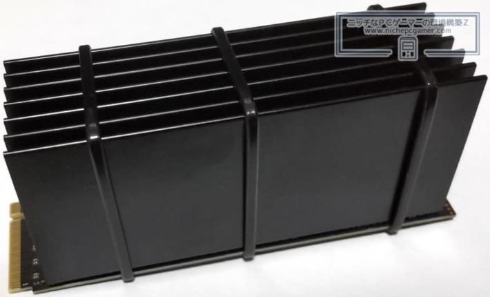 AINEXのM.2 SSD用大型ヒートシンク『HM-23』レビュー。サーマルスロットリングと無縁の最強クラスの冷却性能 | ニッチなPCゲーマーの環境構築Z